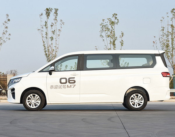 BAIC M7 Stock Mini Bus Promotion